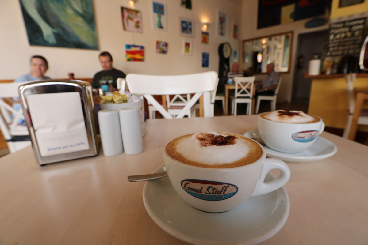 Pourquoi nous aimons le Good Stuff Café (Nerja) - Mapping Spain